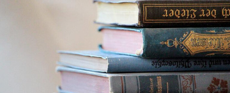 5 Major Types Of Novels That Readers Must Know